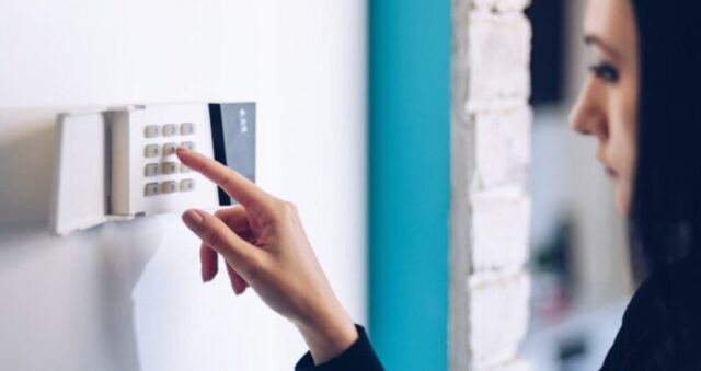 6 Pros and Cons Of Keyless Entry System for Buildings - Dream Homes ...