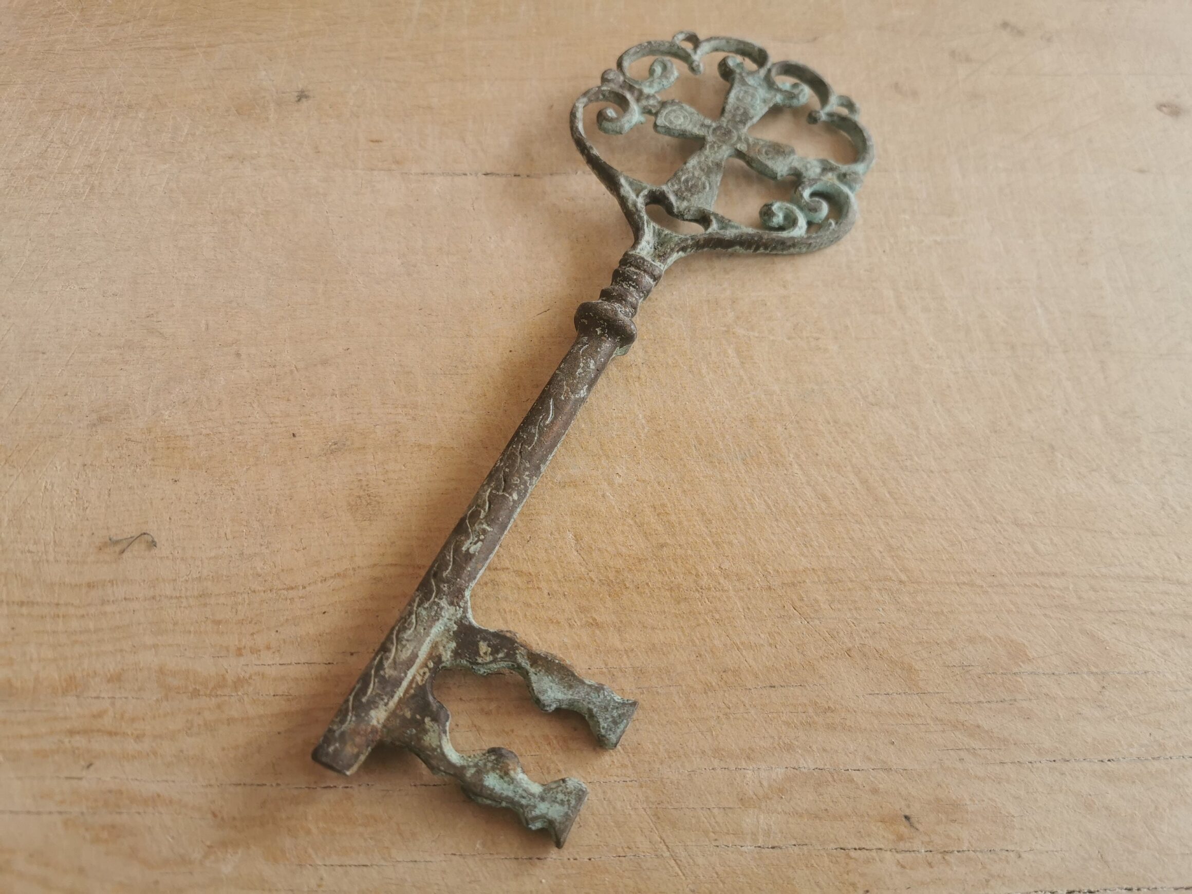 What Are Skeleton Keys And How Do They Work - Dream Homes Exteriors